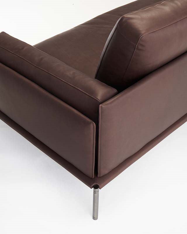 Elegant Linear or Curved Sofa for Living Room Noah | Zanotta